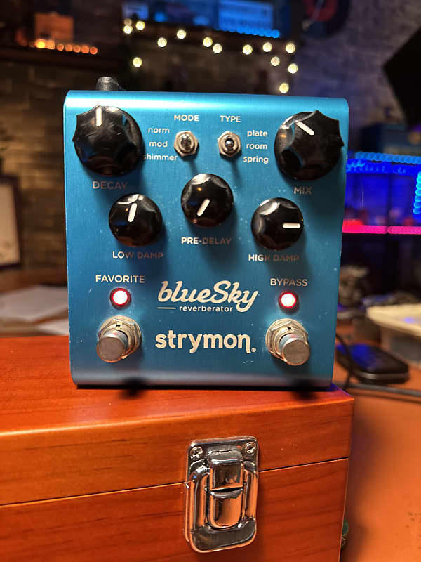 Strymon Blue Sky Reverberator V1 2010 - 2022 - Blue | Reverb