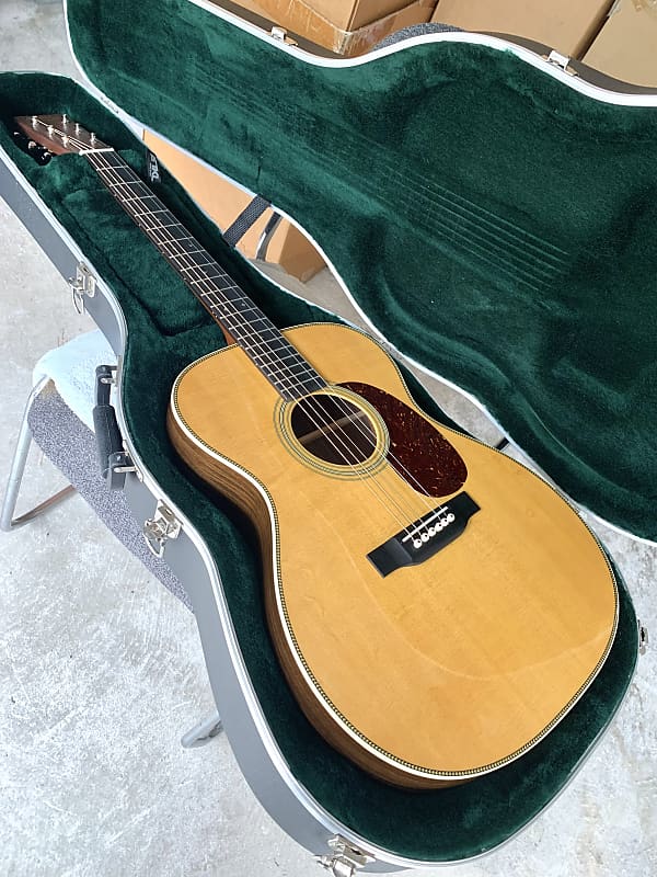 Martin OOO-28 from 2020 with OHSC. | Reverb