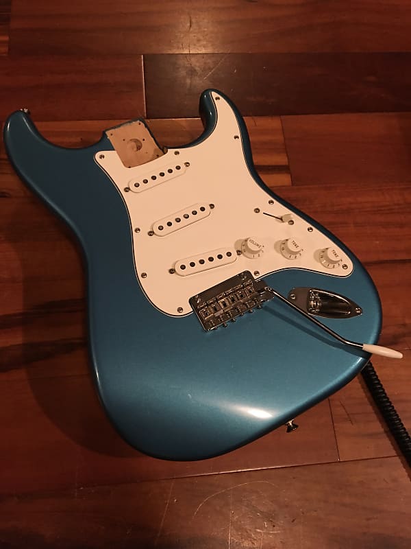 Loaded Fender Lake Placid Blue Player Strat Stratocaster | Reverb