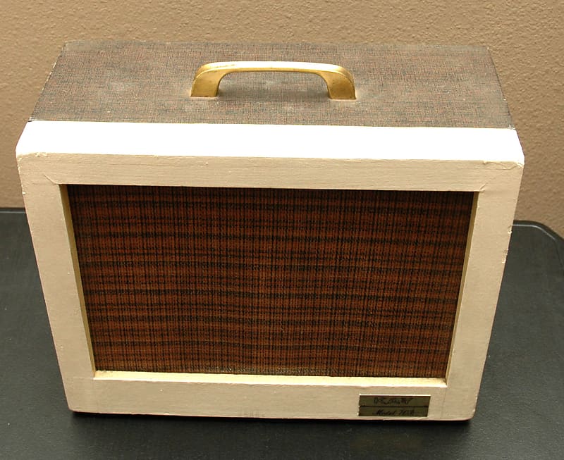 Kay 703 Amplifier | Reverb