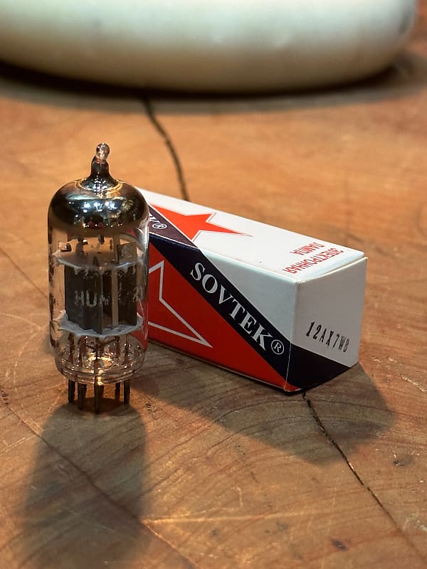 NEW Sovtek 12AX7WB Preamp Vacuum Tube (Single) | Reverb UK