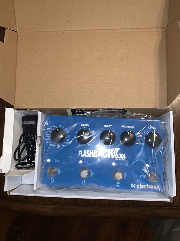 TC Electronic Flashback 2x4 Delay and Looper 2021 - With Box | Reverb