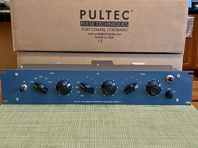 Pulse Techniques Mid EQ Pultec MEQM-5 Mastering 2023 - Blue | Reverb