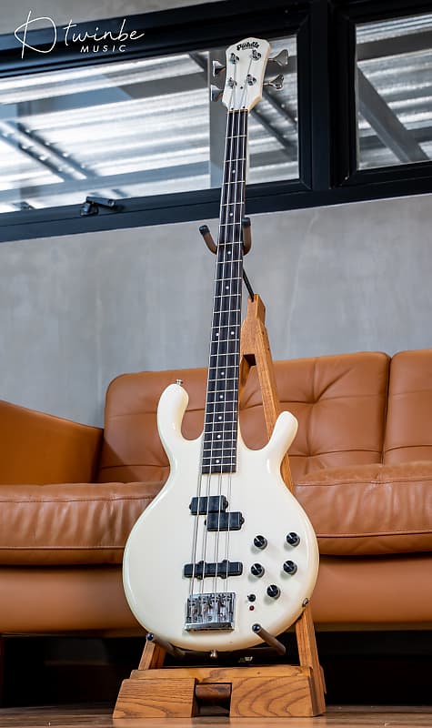 Pedulla MVP Buzz Bass 1986 - Aged White | Reverb