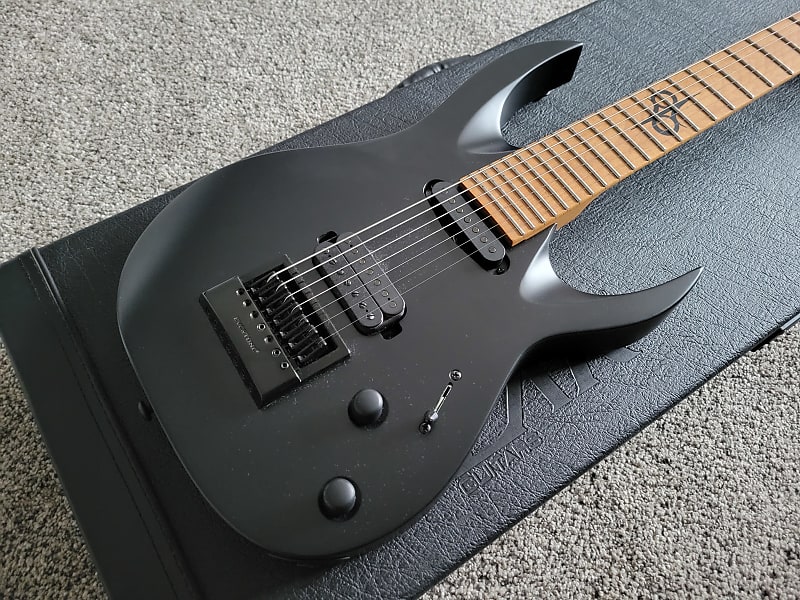 Solar AB1.7C Carbon Matte Black 7-string with OHSC currently | Reverb