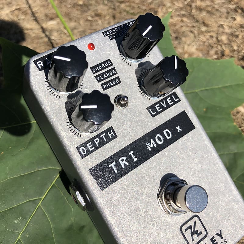 Keeley Tri-Mod X - Flanger | Phaser | Chorus Vibrato | Reverb