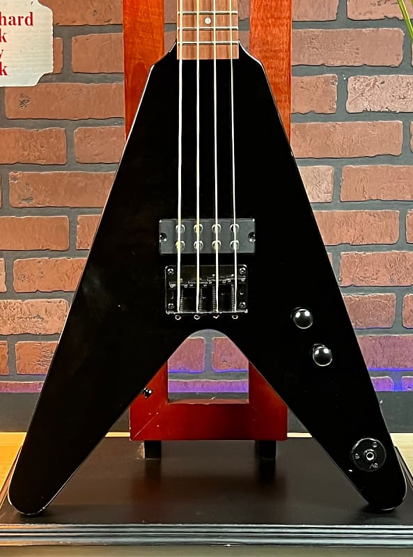 Dean V Metalman 4 String V Bass Black | Reverb