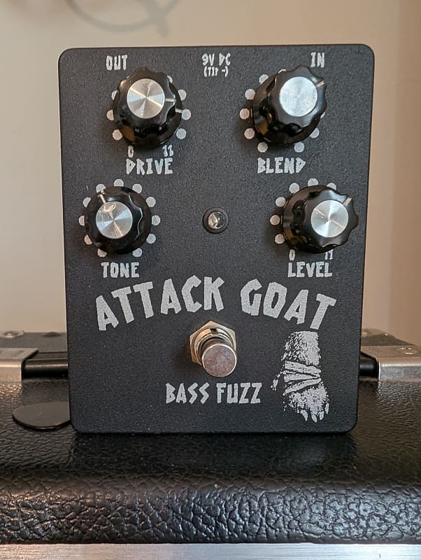 Wounded Paw Attack goat - Black | Reverb