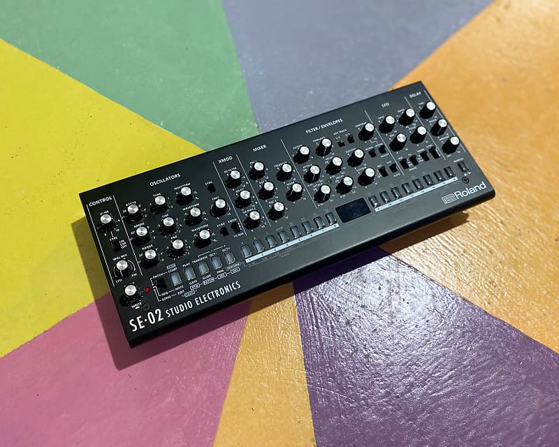 Roland SE-02 | Reverb
