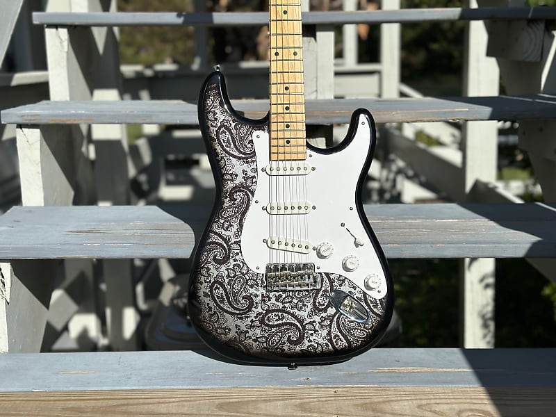 Crook Custom Guitars Paisley Strat @AIFG | Reverb