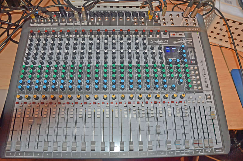 Soundcraft Signature 22MTK Studio Mixer 2020 - Gray | Reverb