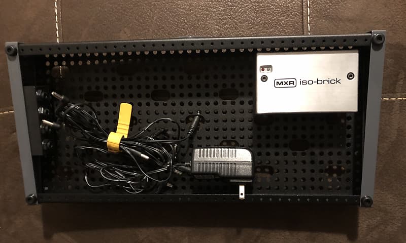 Temple Audio Solo 18 *With MXR Iso-Brick Power Supply and | Reverb