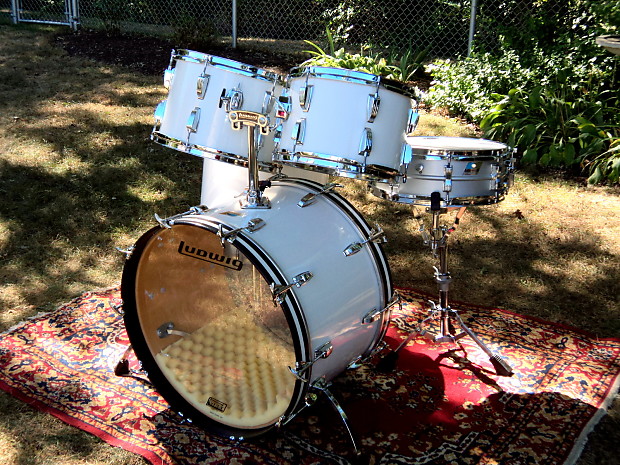 Ludwig Classic Drum Set-Vintage 1975-76-White Cortex-5 | Reverb