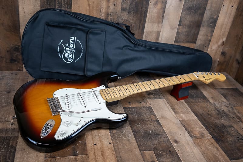Fender Custom Build Subsonic Baritone Stratocaster Sunburst | Reverb