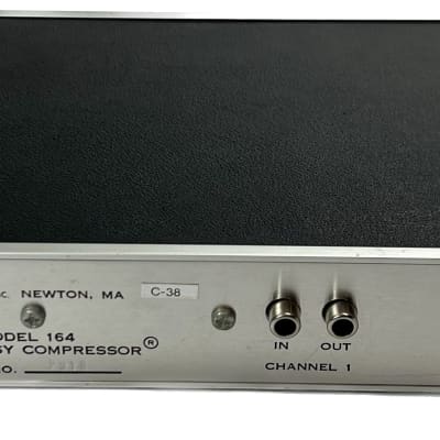 dbx 164 Stereo Compressor / Limiter Upgraded by Jim Williams | Reverb