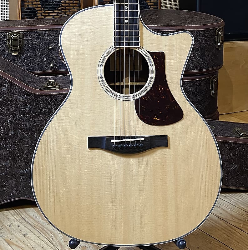 Eastman AC 422 CE 2022 highgloss natural | Reverb