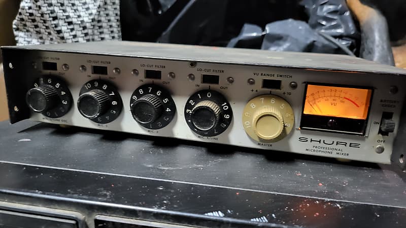 Shure M67 Profesional Mixer | Reverb