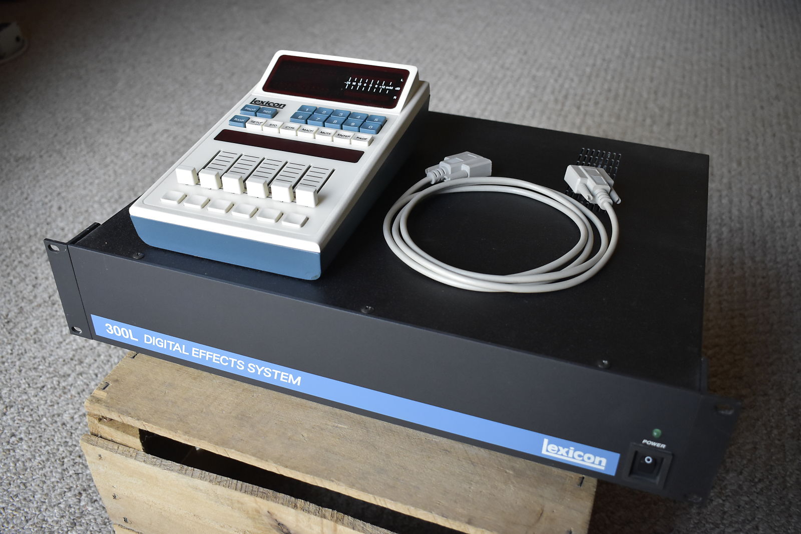 Lexicon 300L Digital Effects System with LARC Remote | Reverb