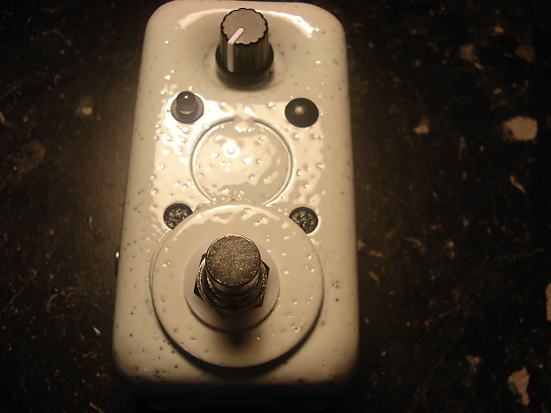 Dongeomac One Knob Vibrato | Reverb