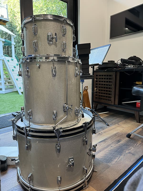 Original Owner Selling Vintage Ludwig Standard Drum Set Plus | Reverb