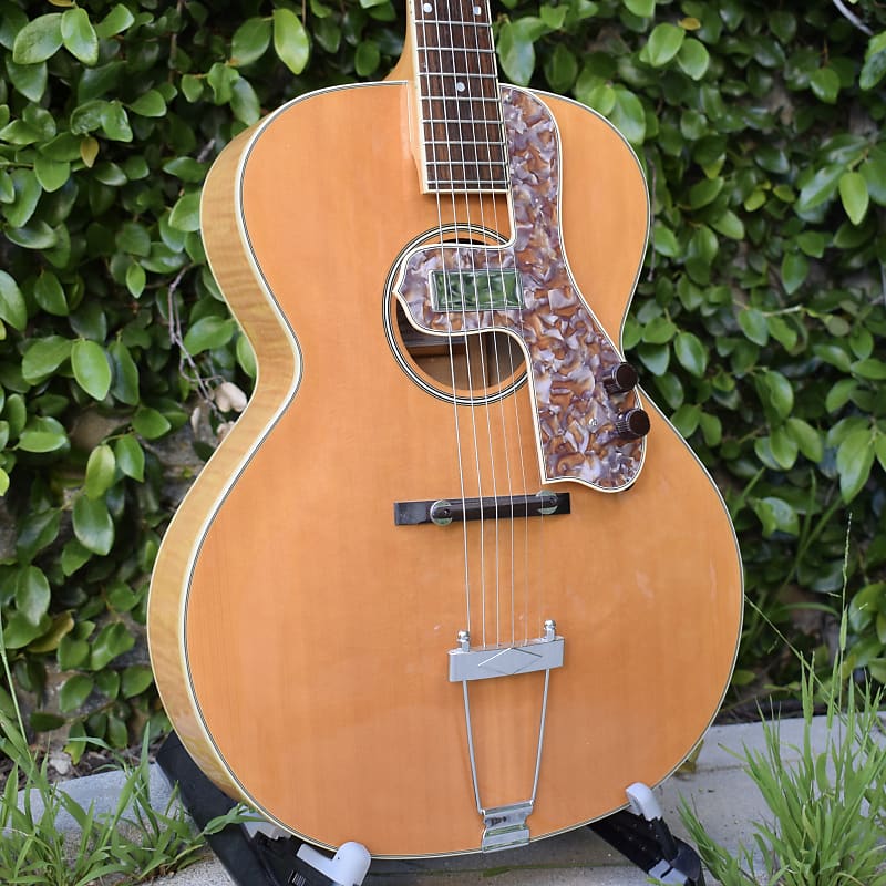 The Loar LH-400 Round Hole Archtop Guitar with Floating | Reverb