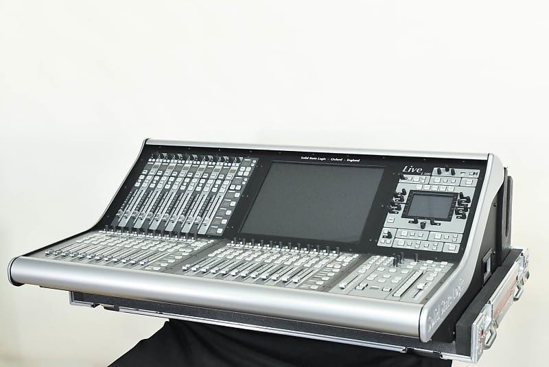Solid State Logic L500 Digital Mixing Console with D32.32 | Reverb