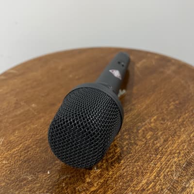 Neumann KMS 150 Condenser Microphone ! | Reverb