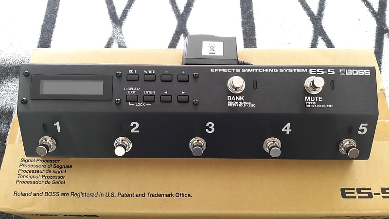 Boss ES-5 EFFECTS SWITCHING | Reverb