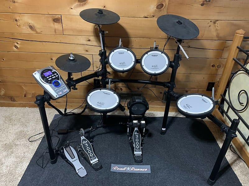 Roland TD-15 V-Drums Electric Drum Set with Extras Electronic | Reverb