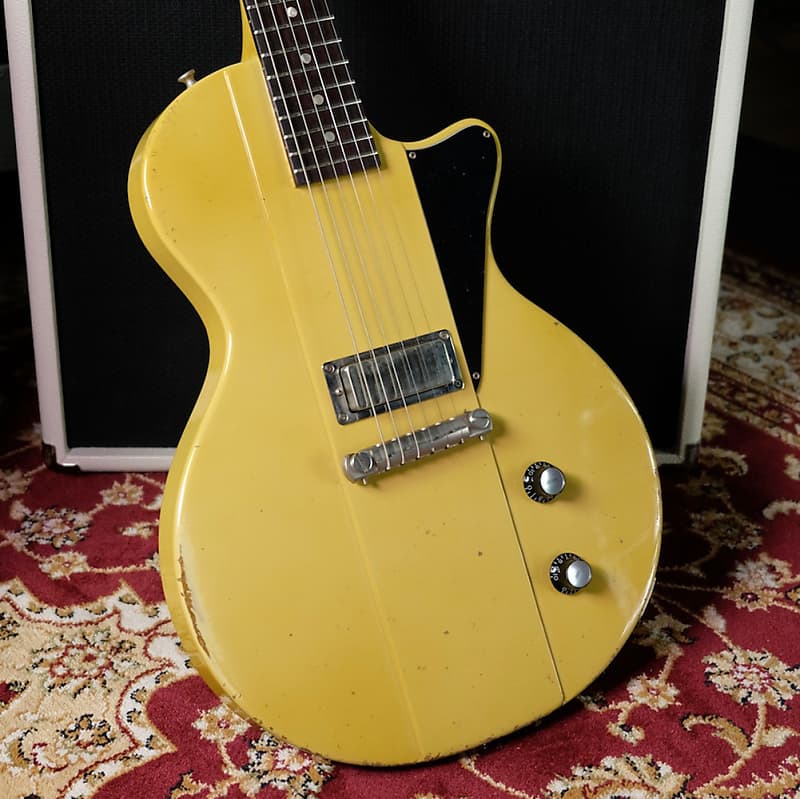 Ivison Korina Dakota One 2025 - Heavy Aged TV | Reverb Australia