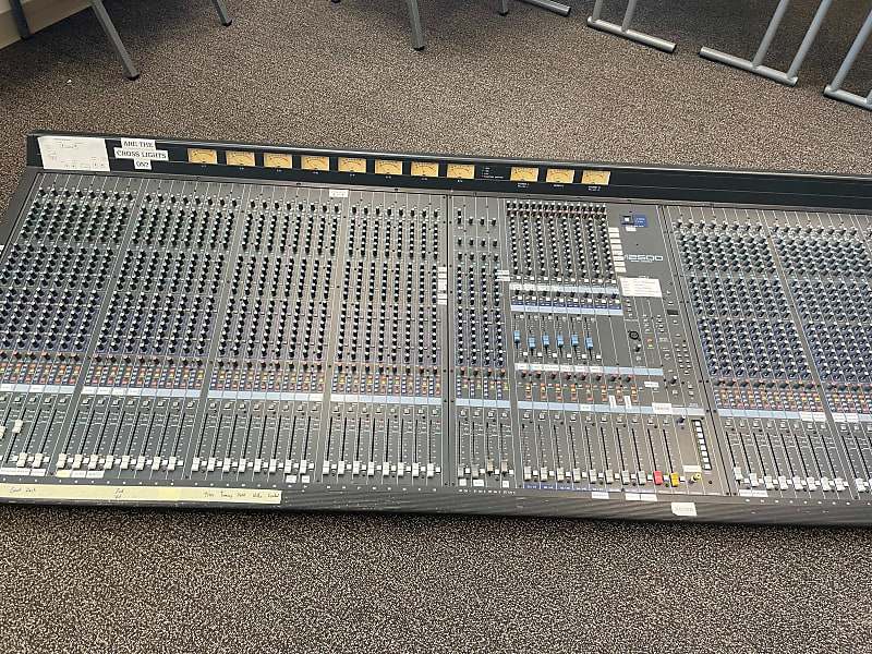 Yamaha M2500 Gray | Reverb