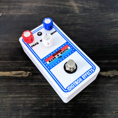 IdiotBox Effects Super Bass O Matic '76 | Reverb