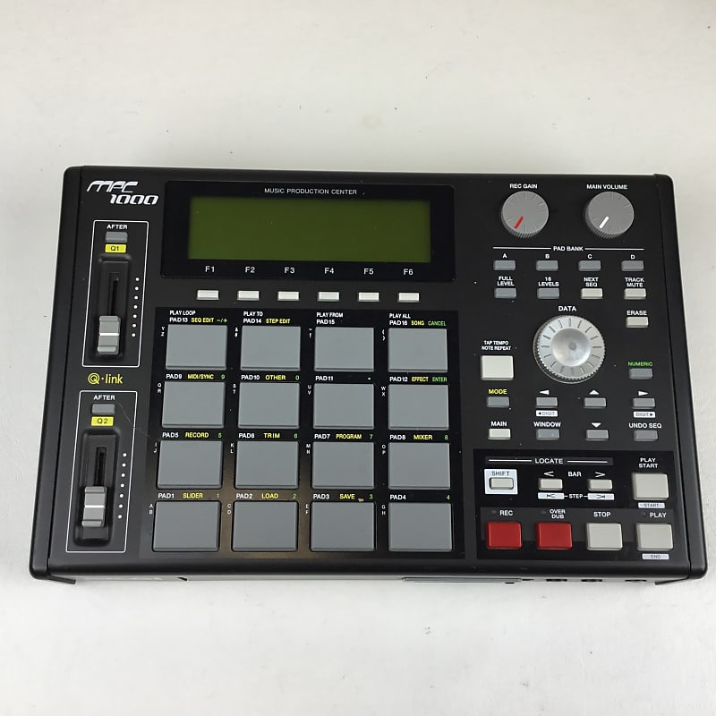 Akai MPC1000 | Reverb