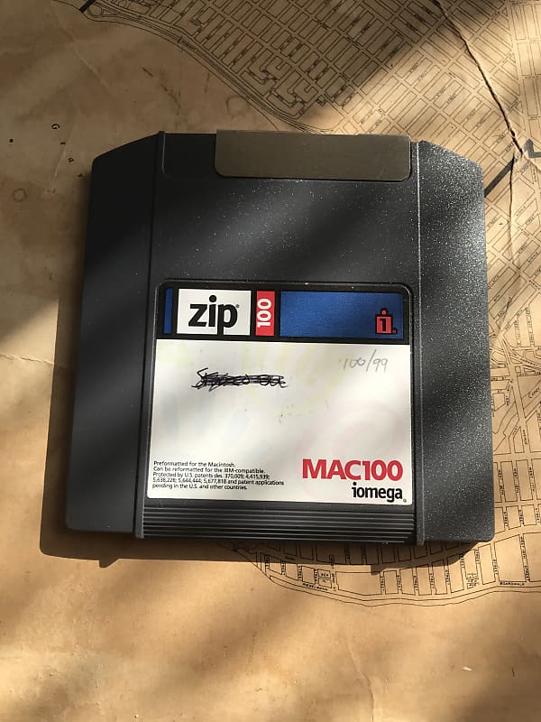 box of 20 Iomega Mac100 Zip Disks | Reverb