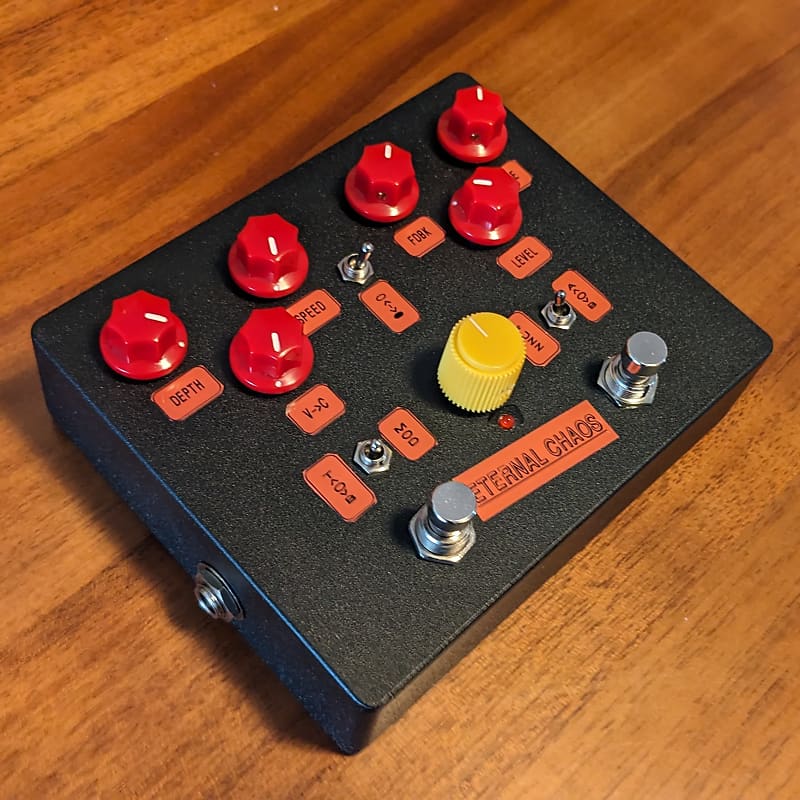 Pedestrian Pedal Mods - Eternal Chaos V1 Delay/Chorus/Fuzz | Reverb