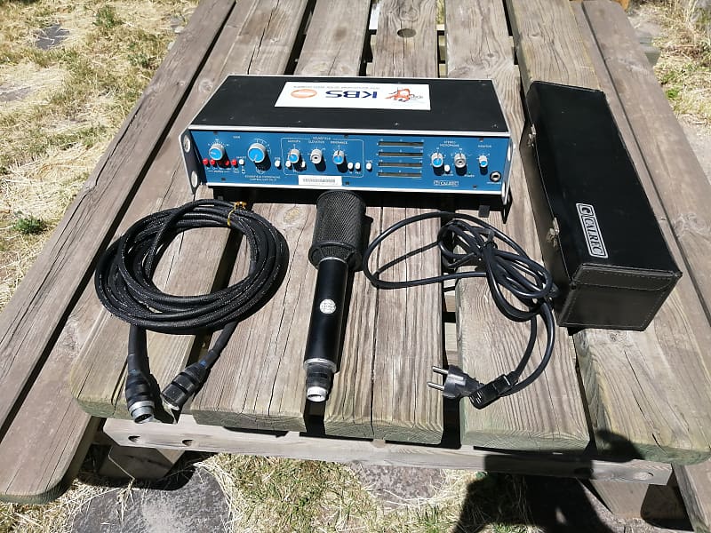 Calrec Soundfield Microphone Control Unit Mk IV avec son | Reverb UK
