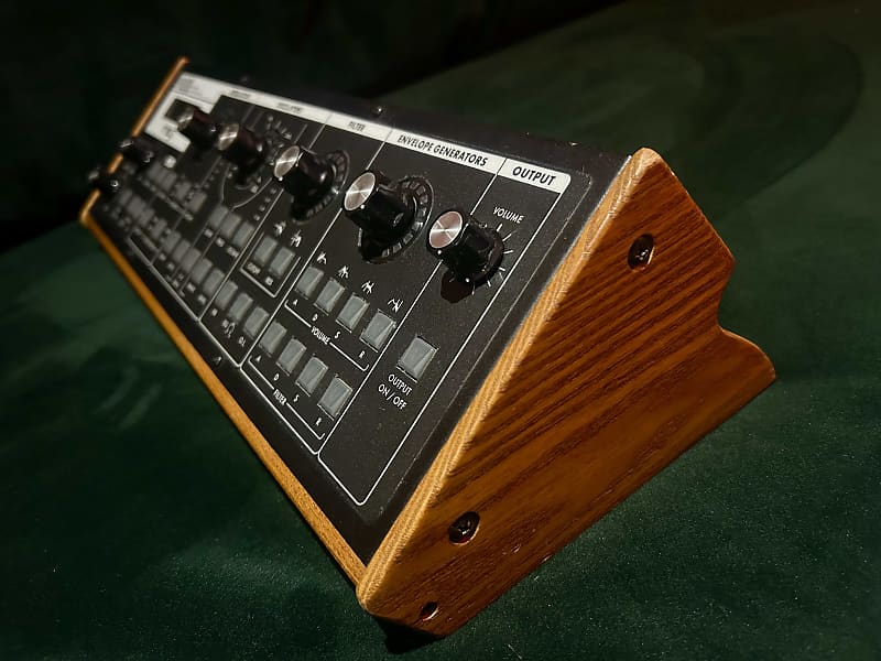 Moog Slim Phatty Analog Synthesizer (Official Wood Panels) | Reverb UK