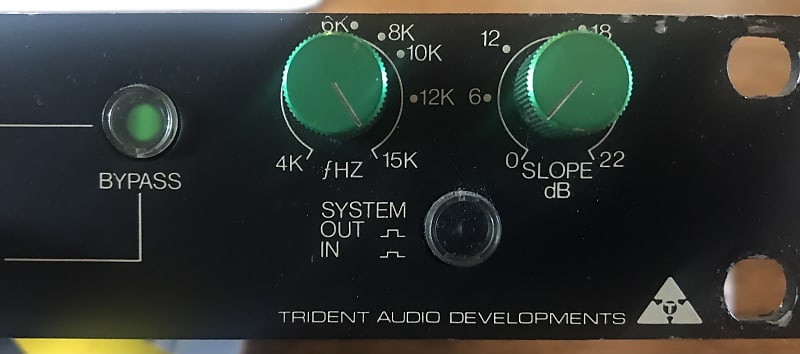 Trident CB-9066 Parametric Equaliser | Reverb