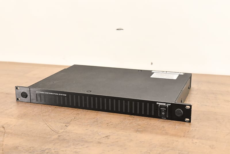 Shure UA845-UA UHF Antenna Distribution System 782-806 MHz | Reverb