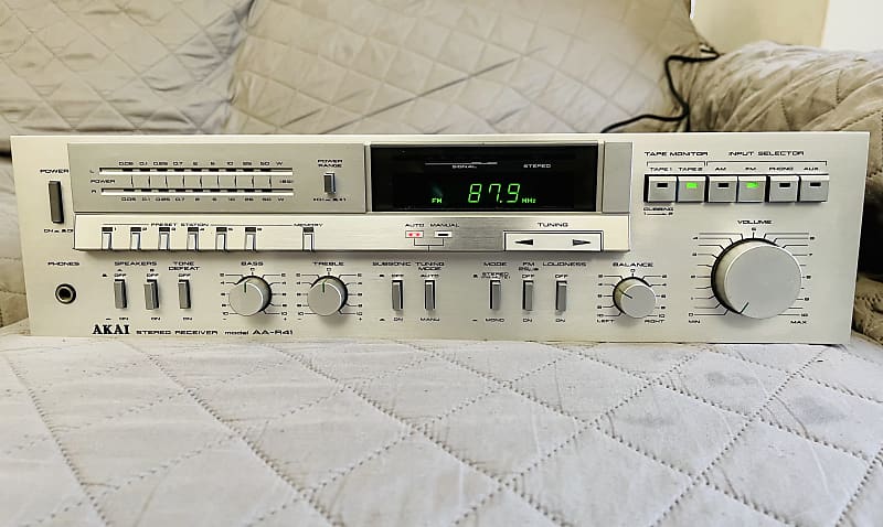 AKAI AA-R41 STEREO RECEIVER Silver | Reverb