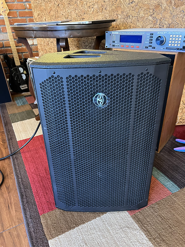 D.A.S. Audio ACTION-M512A 2-way Powered Point Source | Reverb Canada