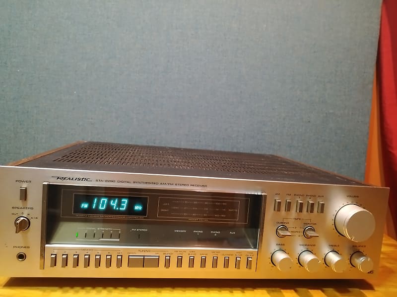 Realistic STA 2290 1982 - Silver | Reverb