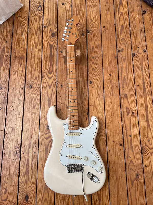 Fender Stratocaster "I Series" 1990 - Cream | Reverb UK