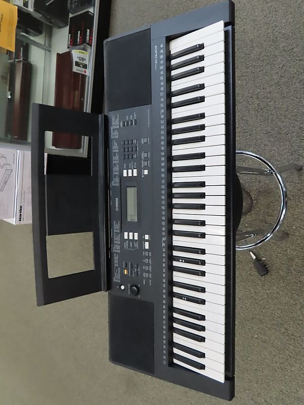 Yamaha PSR-E343 Keyboard (Edison, NJ) | Reverb