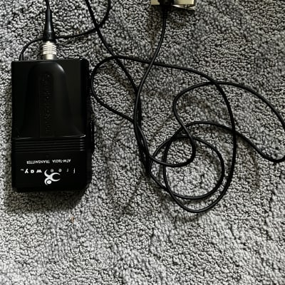 Audio-Technica 600 Series Freeway Wireless Mic System Mid | Reverb