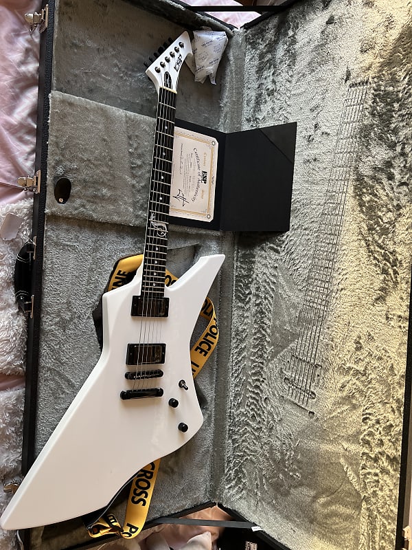 ESP Snakebyte 2022 - White | Reverb