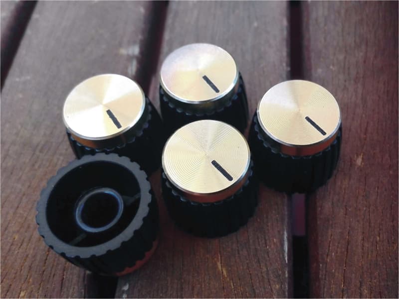 1 x MARSHALL. Push-on knobs 5 pcs. set. Gold | Reverb