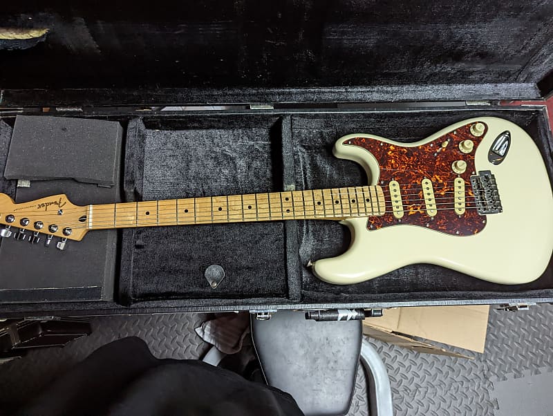 Fender Strat Baritone Custom MIM 2018 White | Reverb