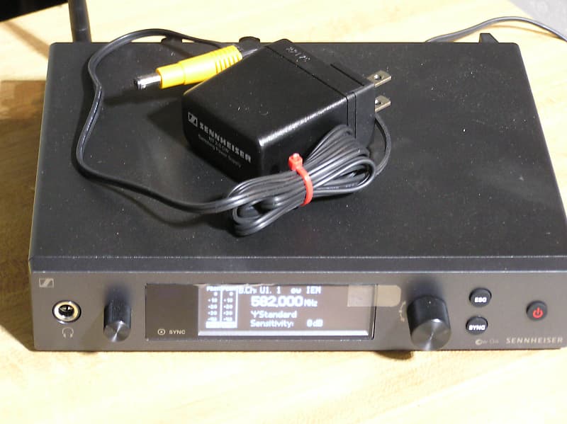 Sennheiser SR IEM G4 transmitter in ear monitor G band | Reverb
