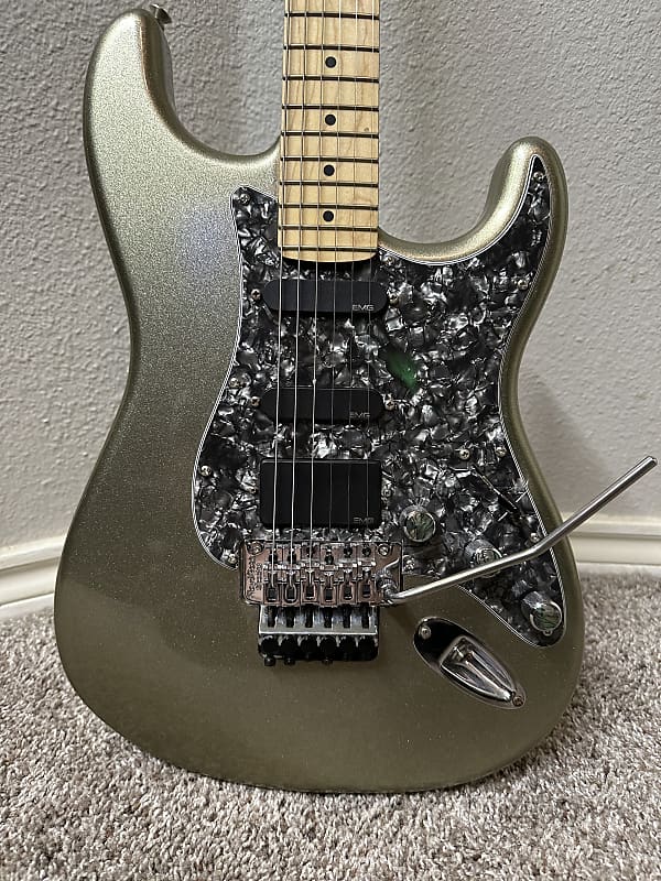 Superstrat Floyd 2011 - Silver flake | Reverb